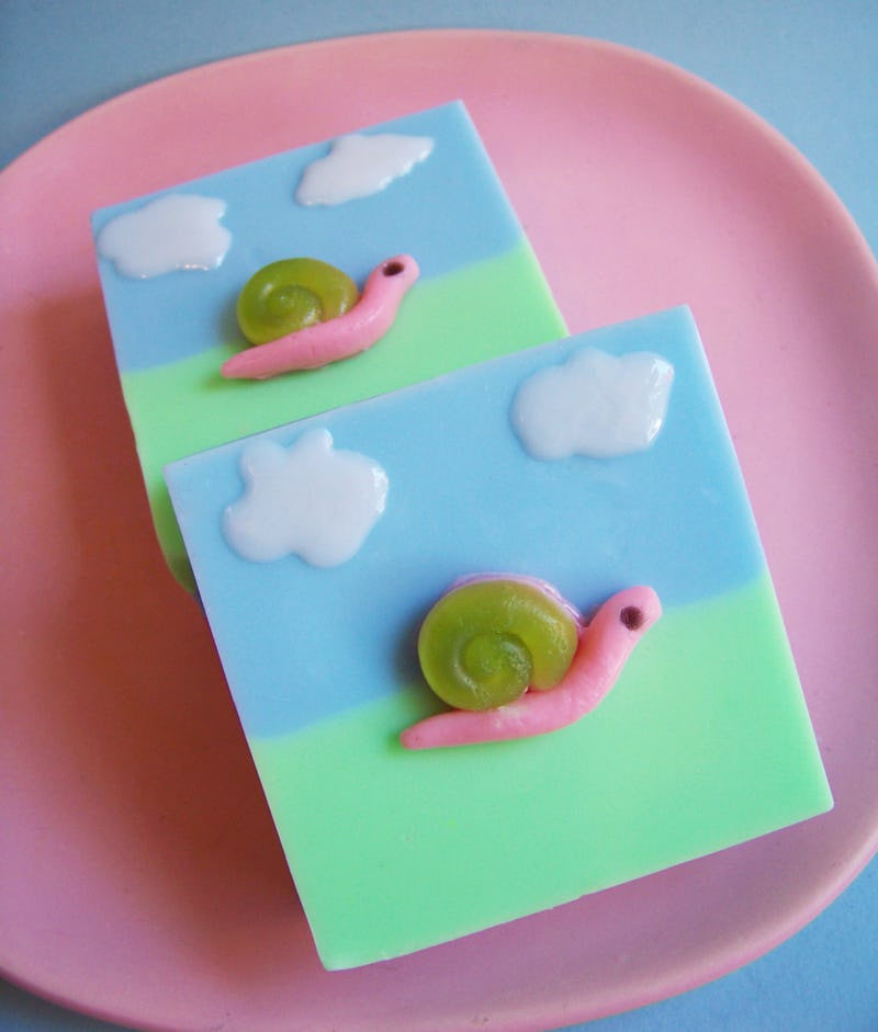 15 Ridiculously Adorable Handmade Soaps To Make Bubble Baths Even More ...