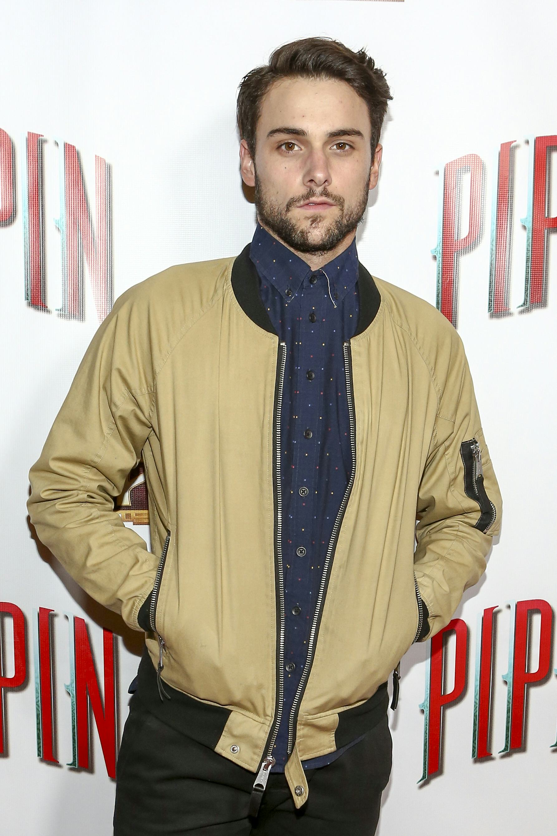 'HTGAWM' Connor Actor Jack Falahee Is Even Cooler in Real Life & These ...