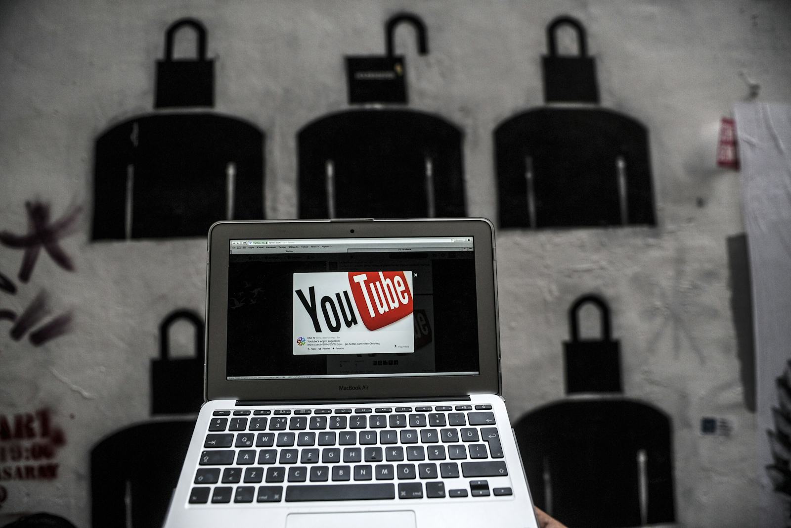 5 YouTube Hacks You Had No Idea You Needed