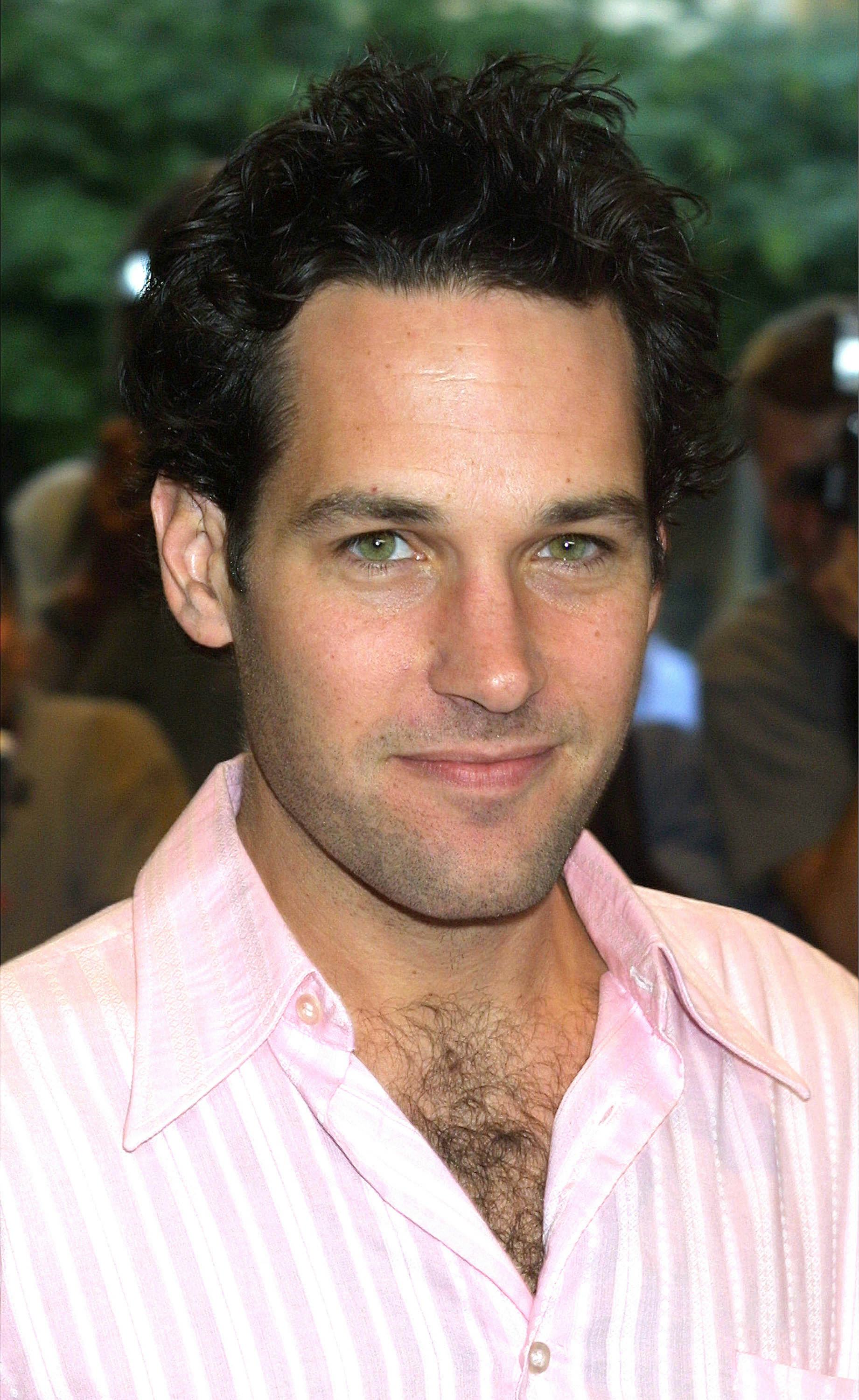 31 Photos of Paul Rudd That Prove He Never Ages. Ever.