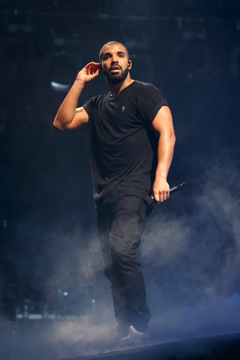 Drake Debuts "Charged Up" As Meek Mill Diss Track & This Isn't The ...