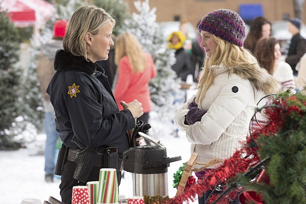 Sheriff Forbes is Dying On 'The Vampire Diaries,' Because Caroline ...