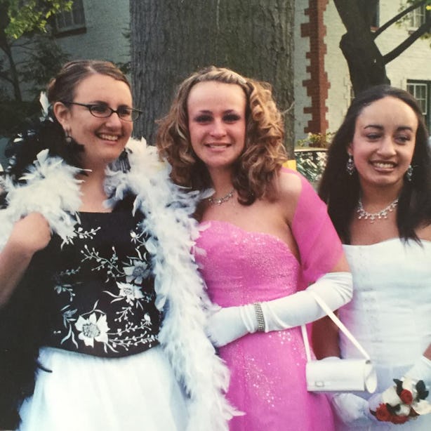 What You Wore To Homecoming In The Early 2000s Because Girl, You Were A ...