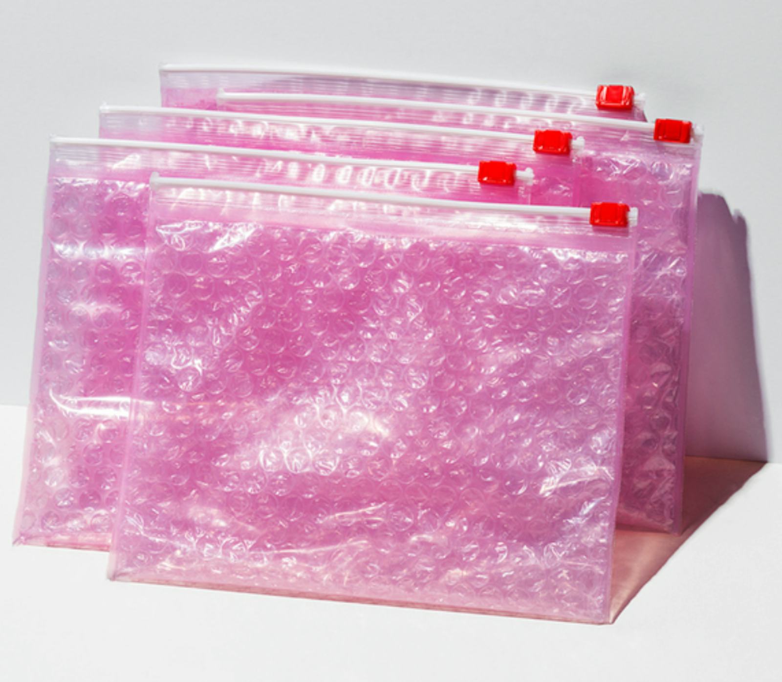 Can You Buy The Glossier Pink Pouch? The Brand's Packaging Is Reusable ...