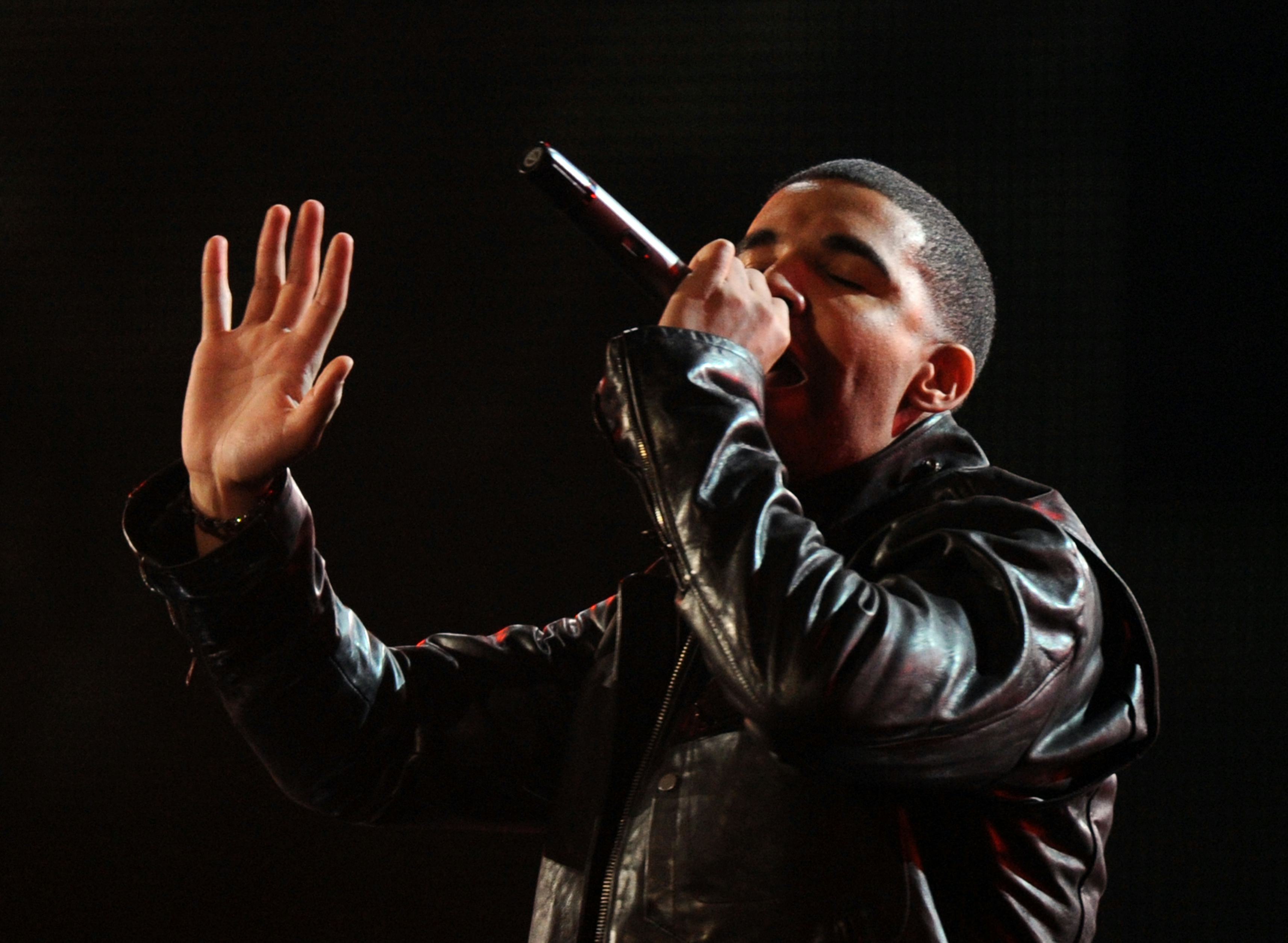 11 Times Drake's "My Side" Lyrics Hit You Straight In The Feels