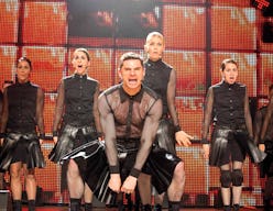 What's The Song Das Sound Machine Sings At The Volkswagen Car Show ...