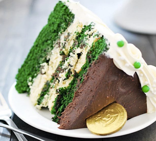 16 Green Foods For St. Patrick's Day That Are Equal Parts Festive And ...