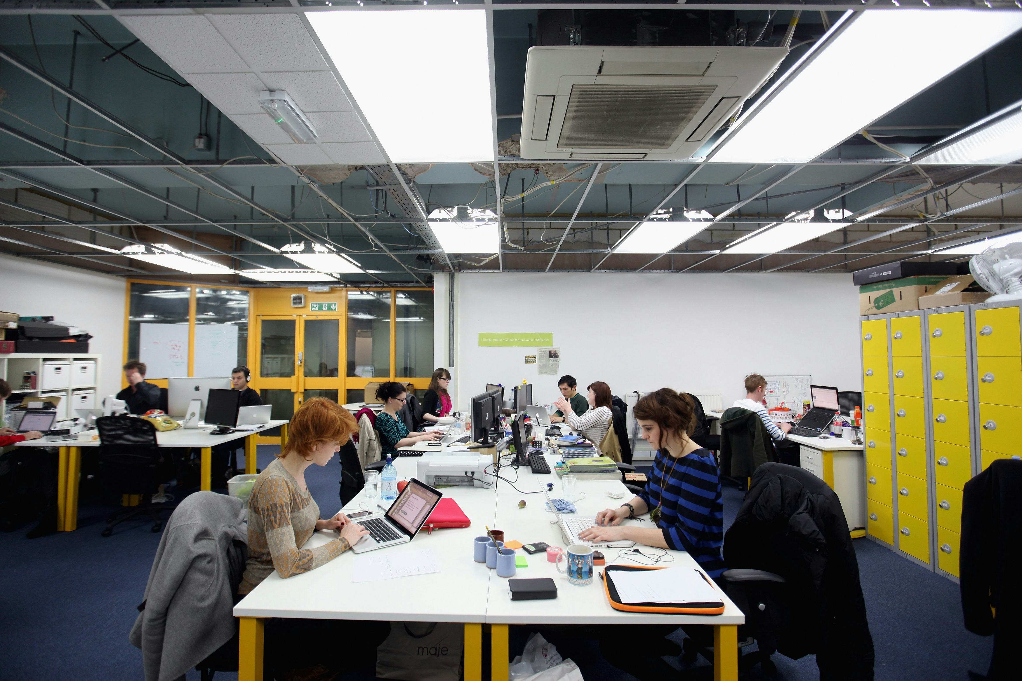 12 Things That Only Happen When You Work in an Open Office
