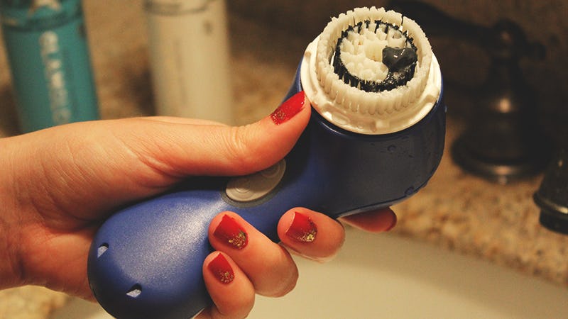 How To Use A Clarisonic Properly, Because You're Probably Making At ...