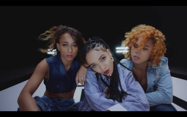 FKA Twigs Releases Short Film 'M3LL155X' & Here's Your Official Guide ...
