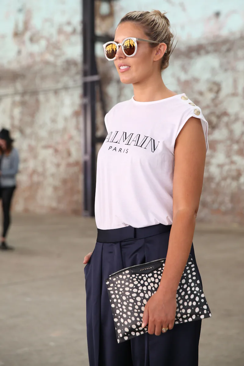 10 Most Popular Graphic Tees Of The Moment According To The Hunt — PHOTOS