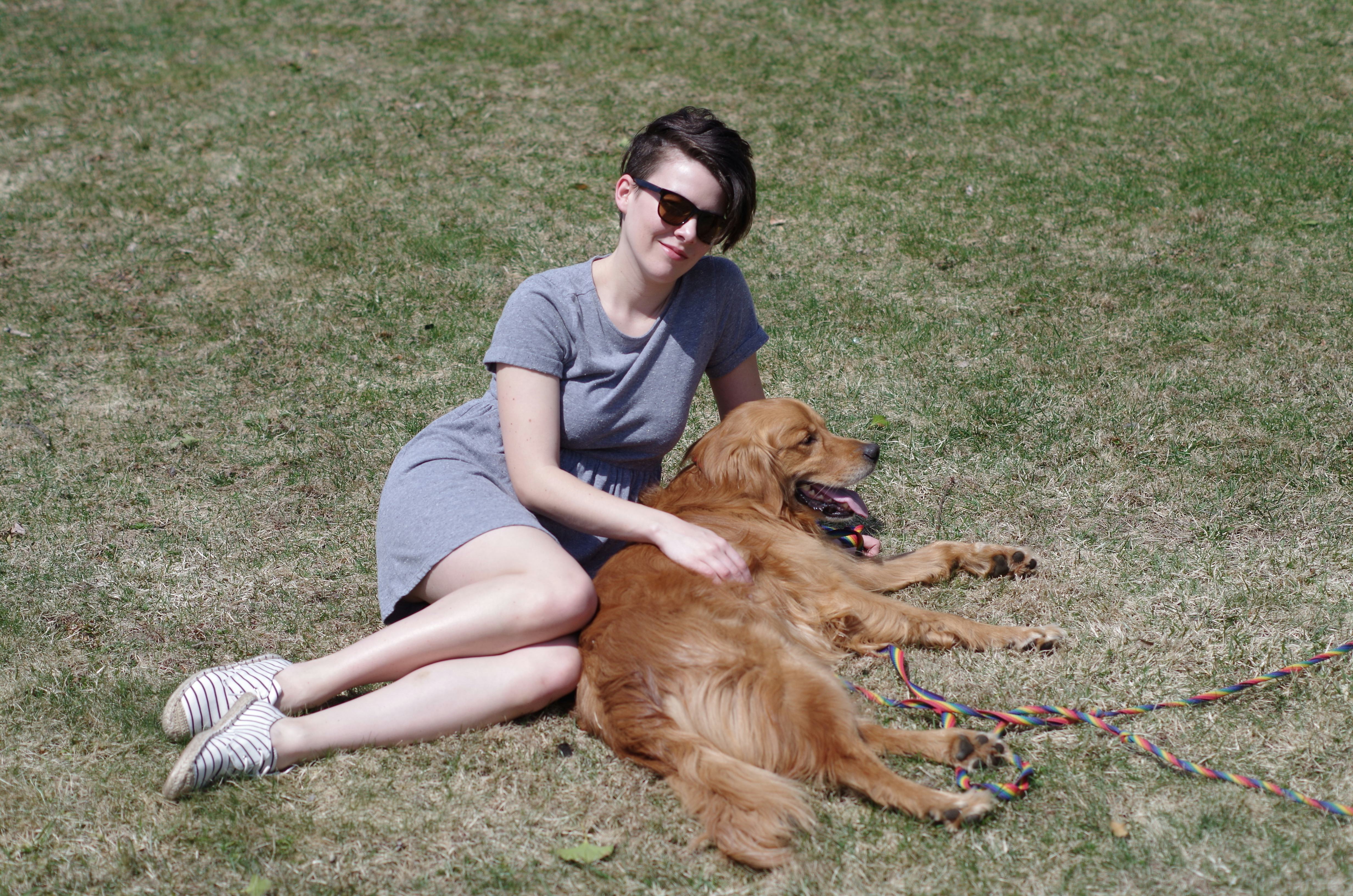 5 Cute Dog Walking Outfits for Every Kind of Outing With Your Pup