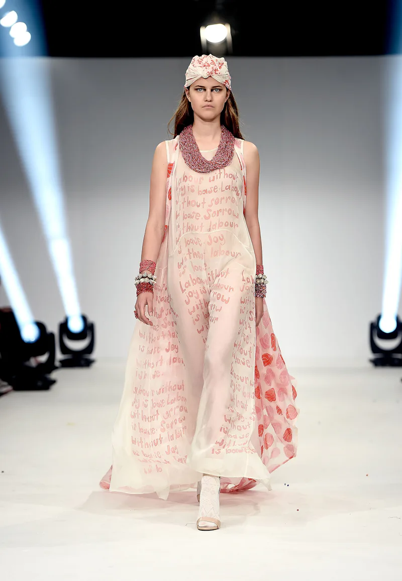 How To Style A Scarf & Where To Shop Fall 2015's Biggest Trend