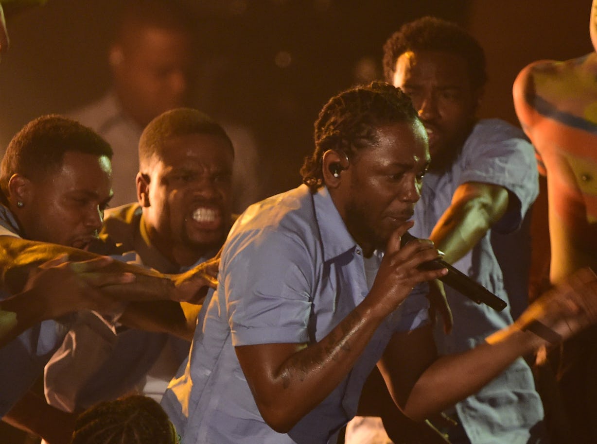 Kendrick Lamar's 2016 Grammys Performance Highlights Compton & Africa ...