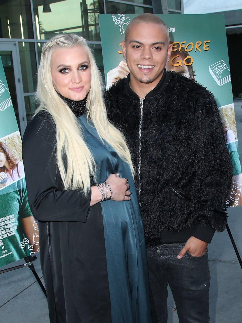 Ashlee Simpson & Evan Ross' Wedding Photos Are Over-The-Top, But They ...
