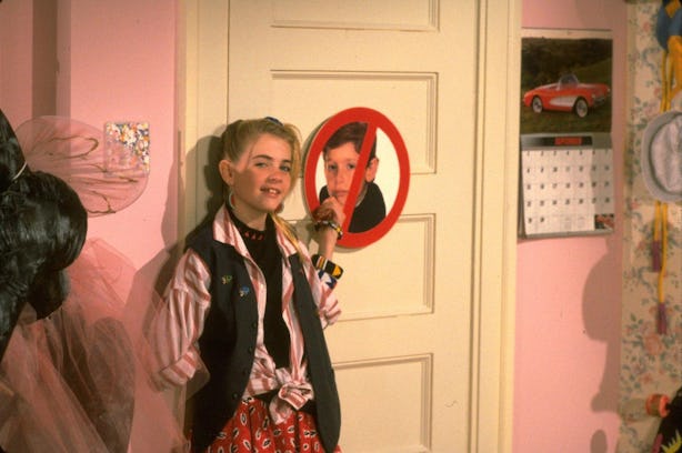 9 'Clarissa Explains It All' Style Cues To Take From The Show's Title ...