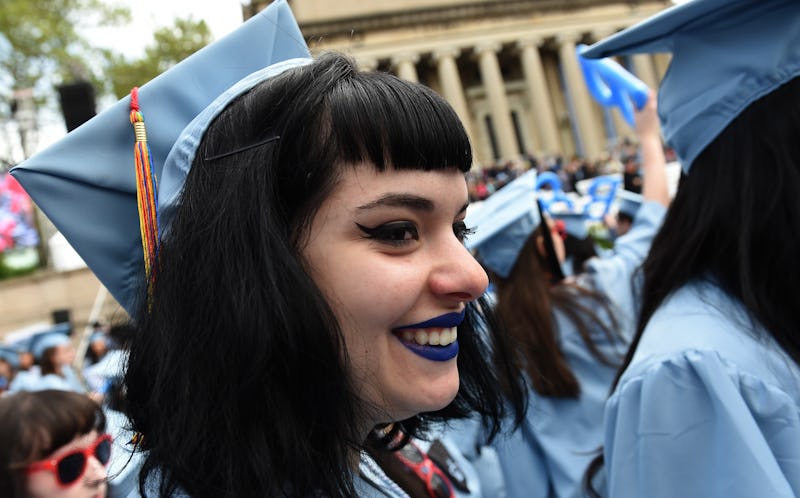 8 Tips For Doing Your Makeup On Graduation So It Lasts & Looks Bomb In ...