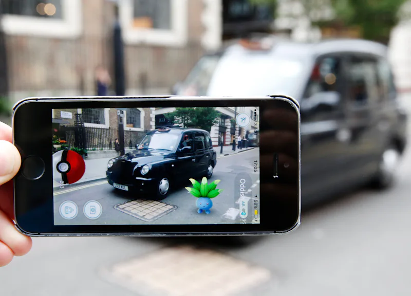 12 GIFs Only Truly Obsessed "Pokemon Go" Fans Will Understand