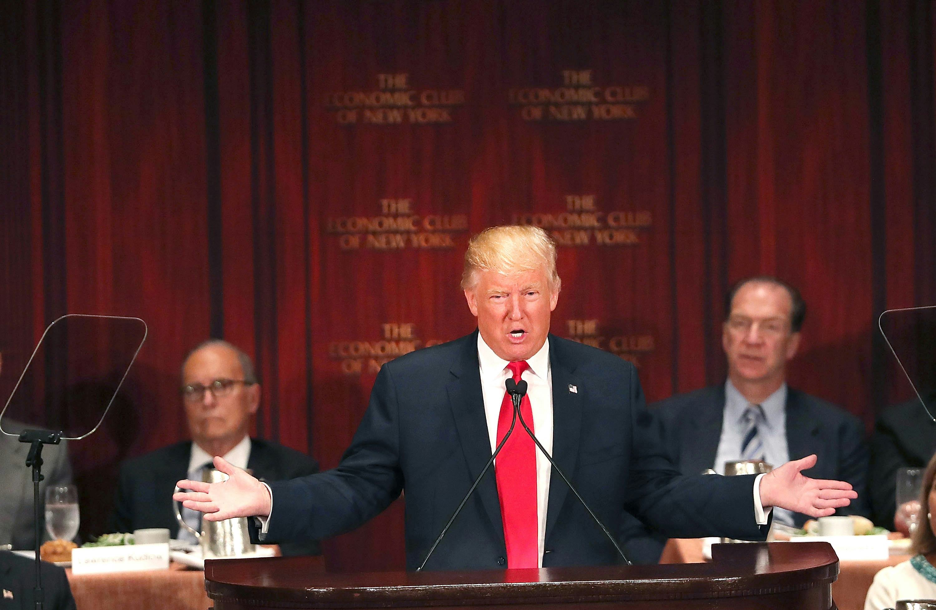 11 Angry Tweets About Jimmy Fallon's Donald Trump Interview Show How It ...