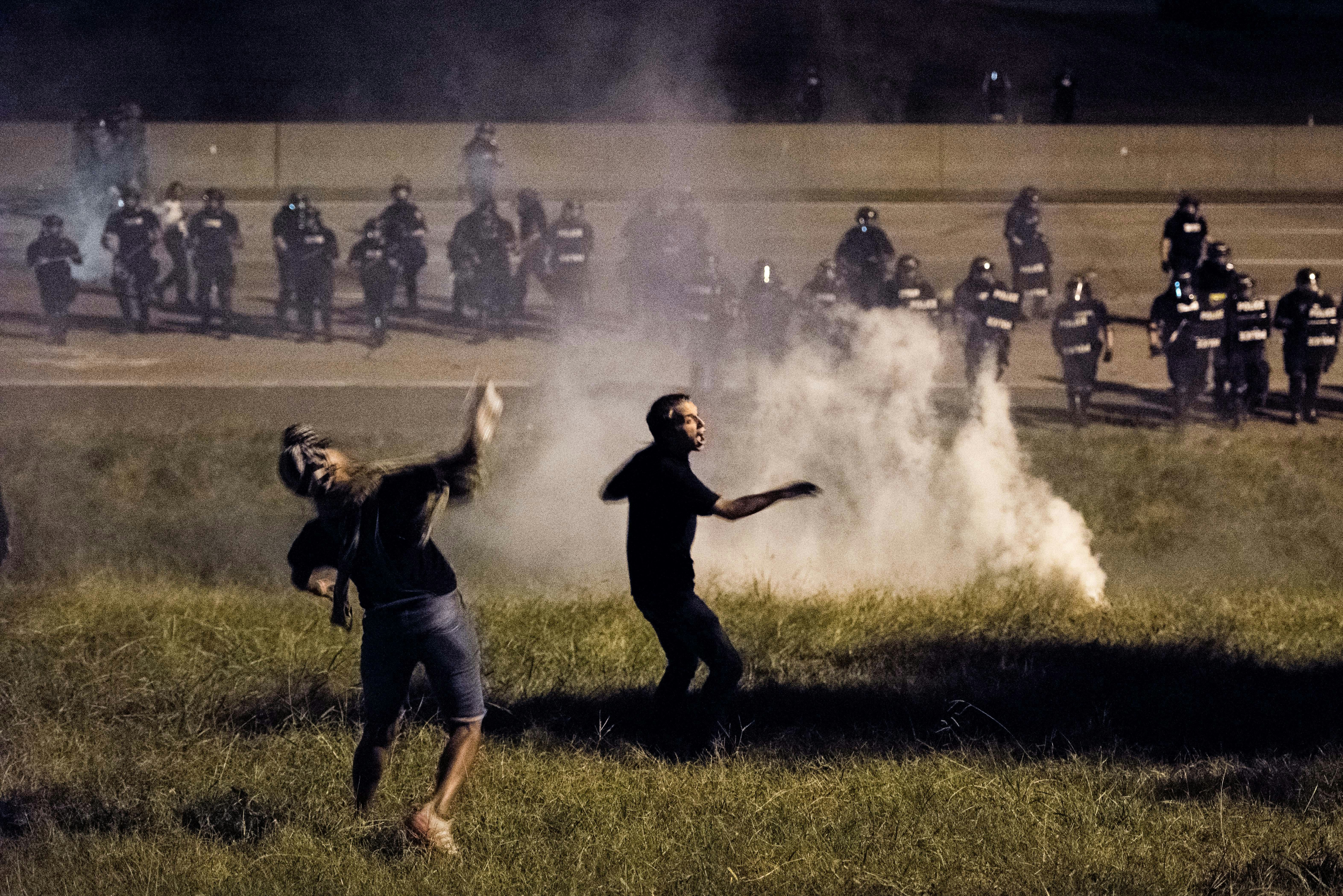 This Jarring Photo Of The Charlotte Protests Is A Scary Insight Into ...