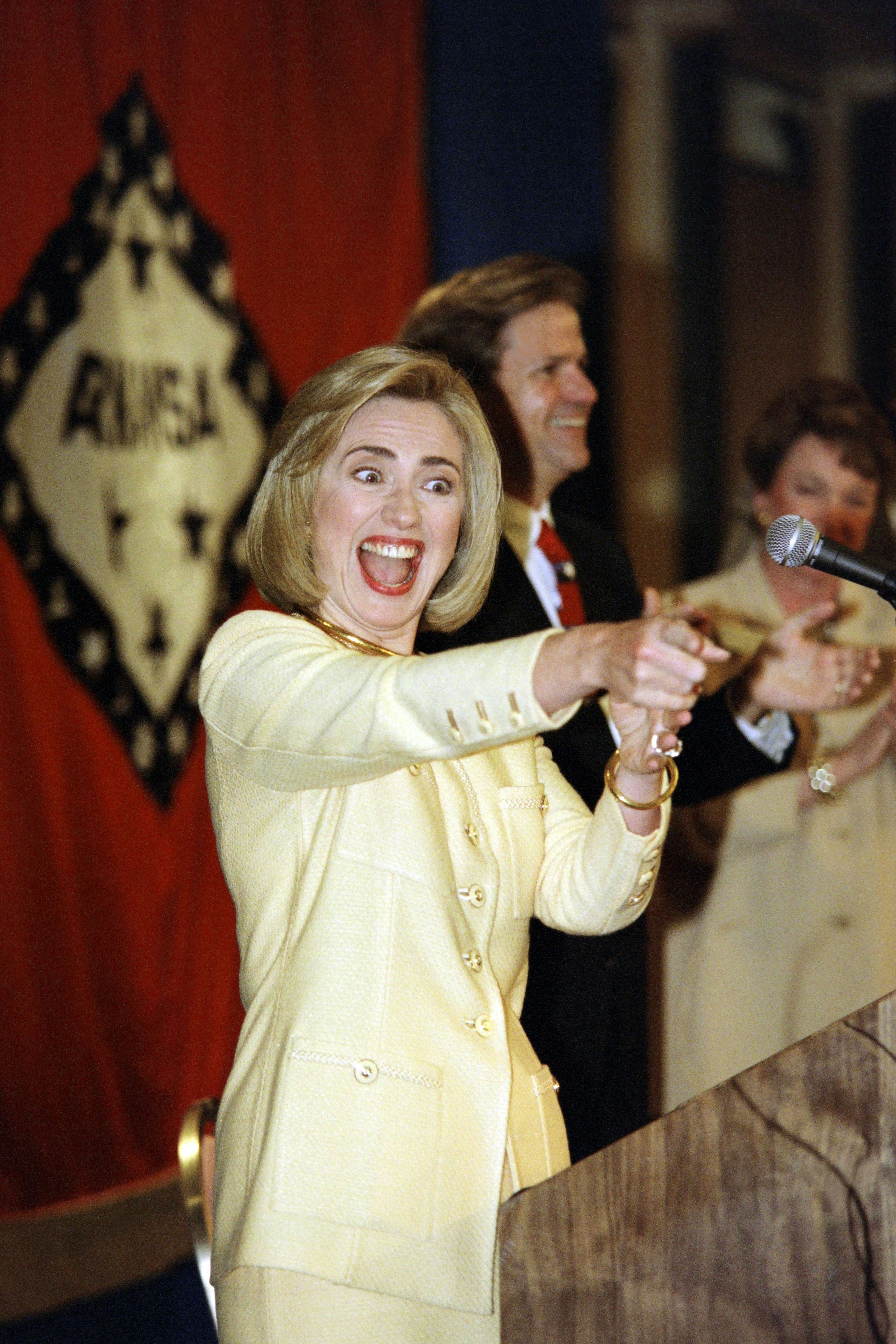 The Most '90s Photos Of Hillary Clinton Ever Taken Are Even Better Than ...