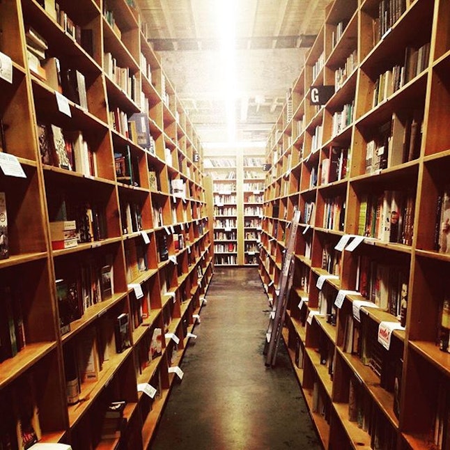 12 Of The Biggest Bookshops In The World For When You Want To Lose ...