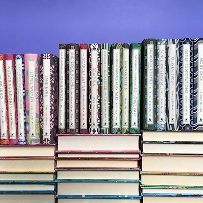 12 Inspiring Ways To Organize Your Book Collection, So You Always Take ...