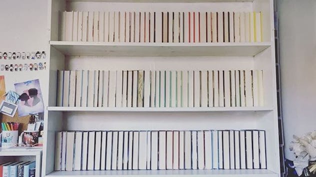 12 Inspiring Ways To Organize Your Book Collection, So You Always Take ...