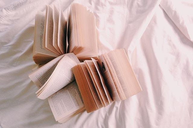 15 Weird Things You Do While Reading That Are Actually Totally Normal