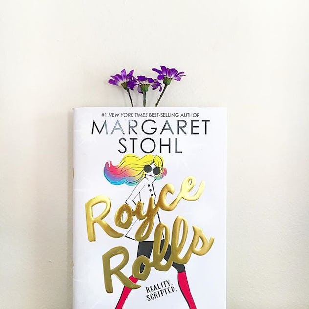 15 Weird Things You Do While Reading That Are Actually Totally Normal