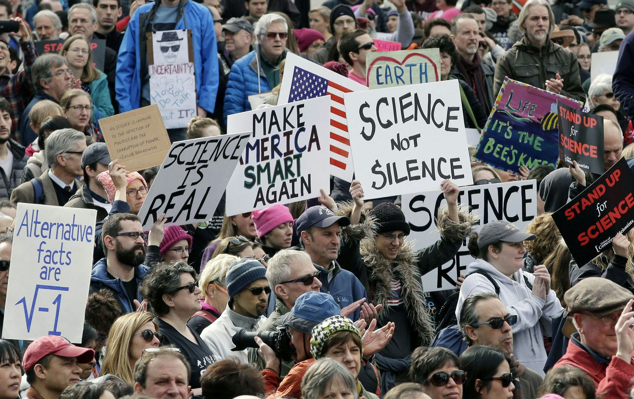 13 Last-Minute March For Science Sign Ideas