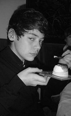 13 'Harry Styles' Album Memes & Jokes That Would Make Your Idol Laugh, Too