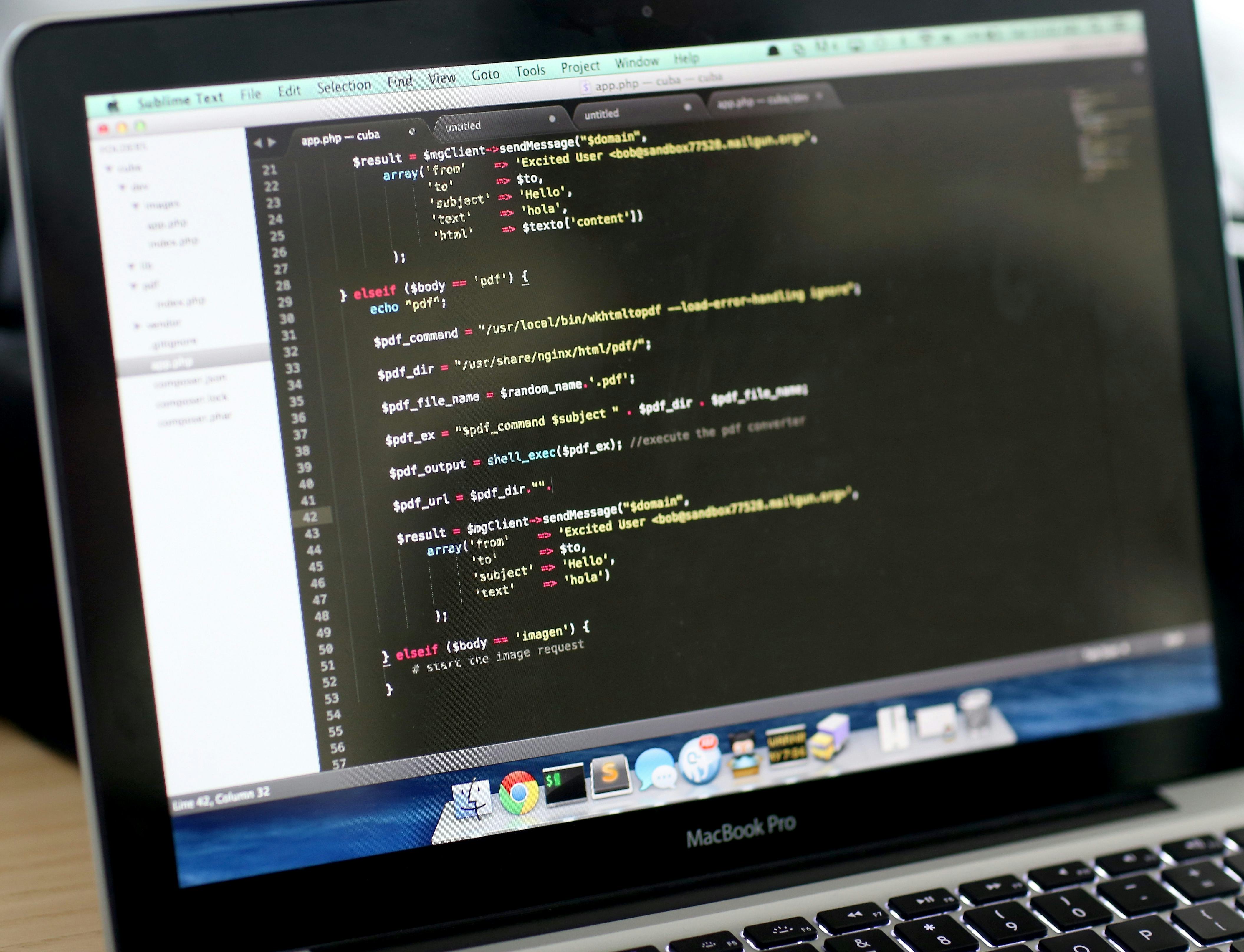 5 Creepy Unsolved Internet Mysteries That Still Freak Me Out