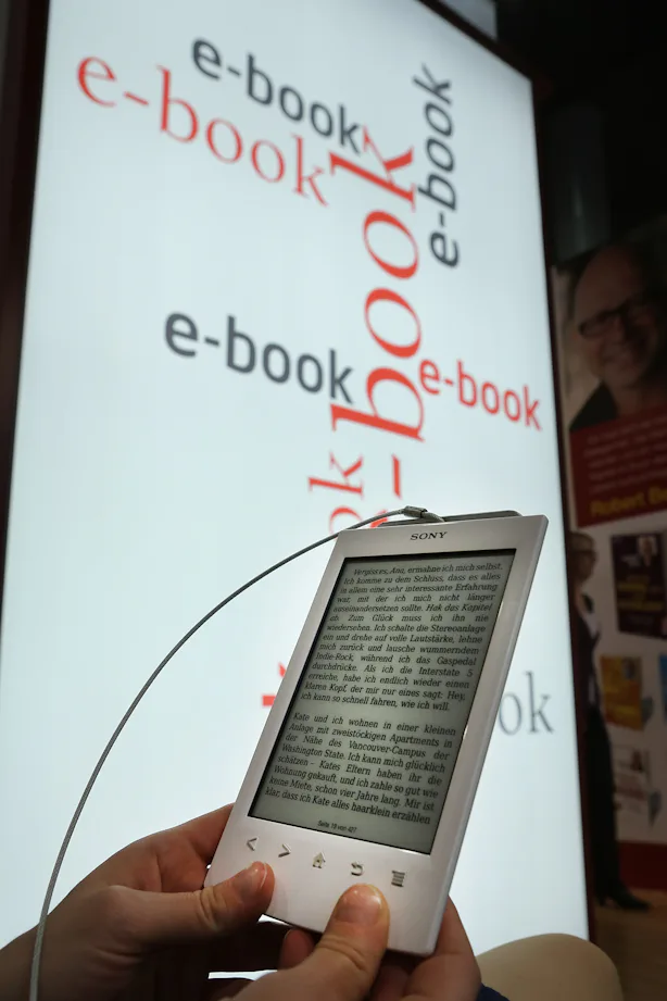 7 Digitally Fantastic E-Books To Read On The Beach This Summer (After ...