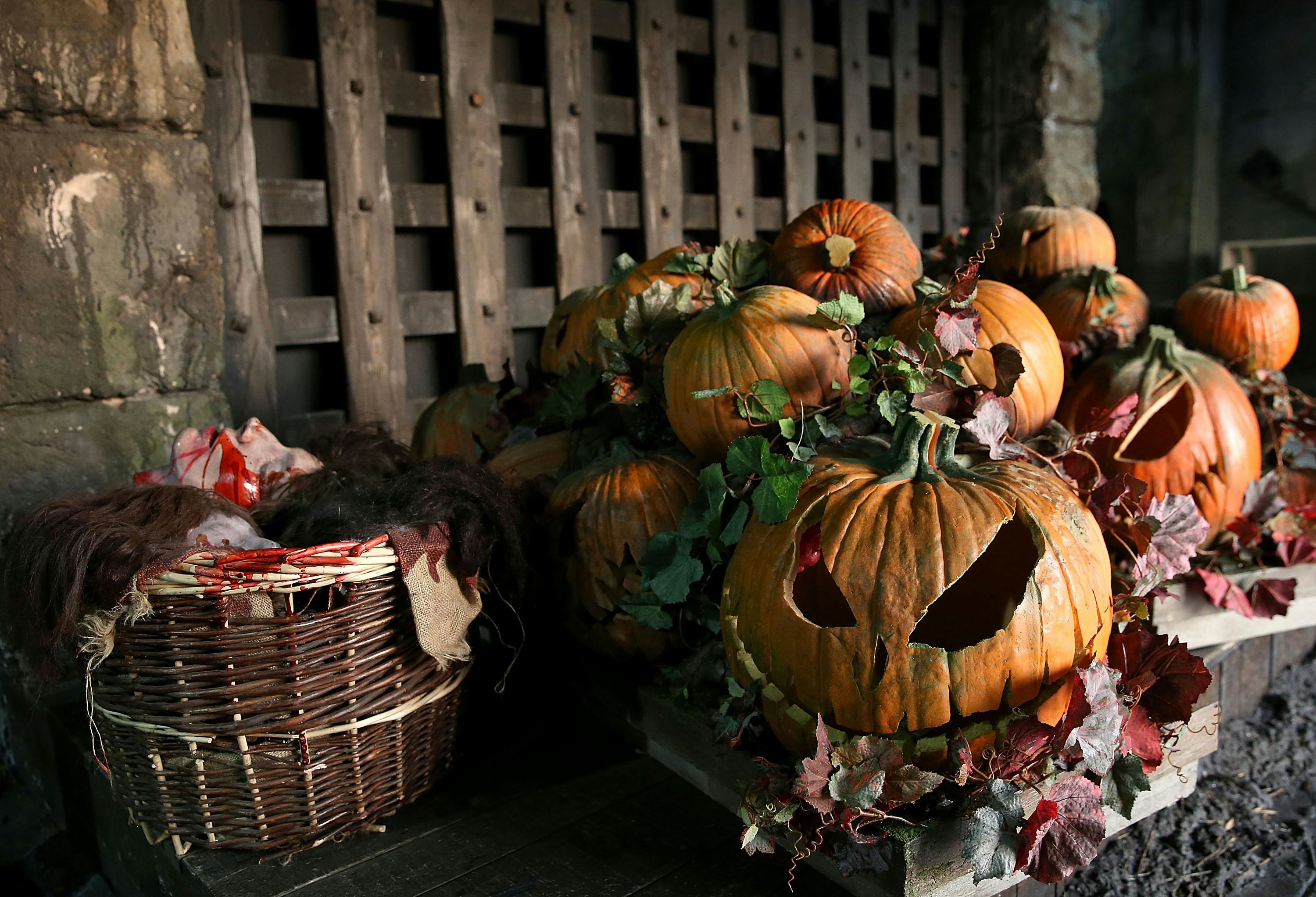 4 Halloween Urban Legends To Spook You This Season — And Whether Or Not ...