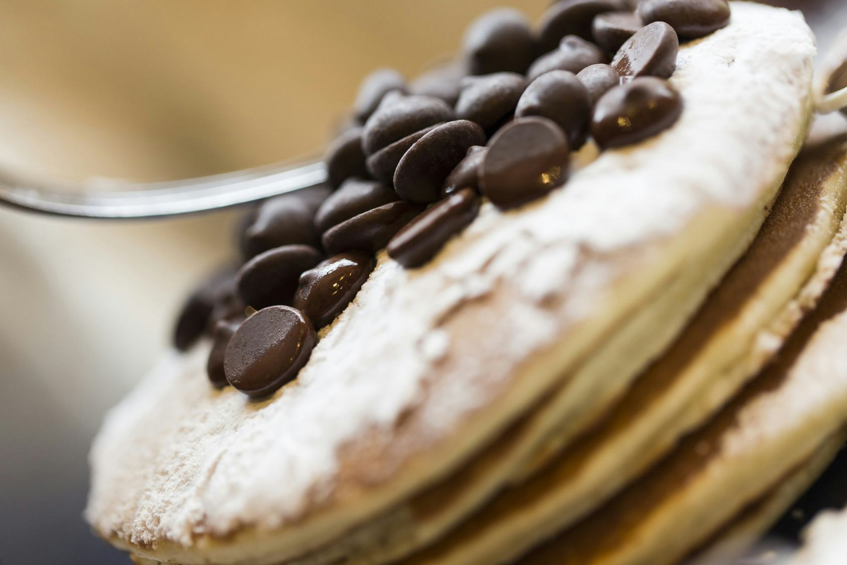Why You Should Eat Chocolate For Breakfast, According To Science, Plus ...