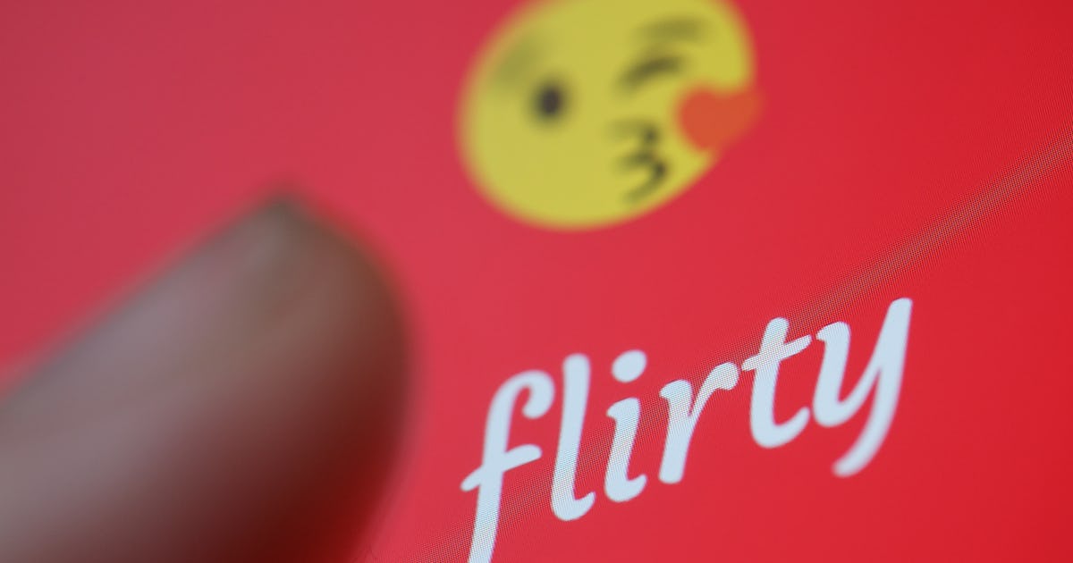 This Is What Its Like When Nerdy Girls Try To Flirtand Its Not