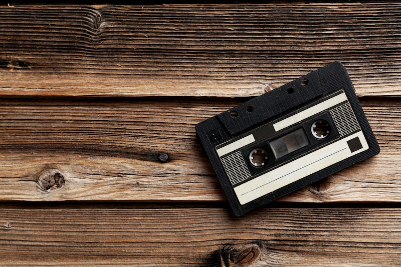 14 Things Older Millennials Grew Up With That Younger Millennials Didn't