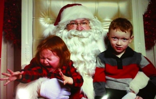 25 of The Saddest Santa Pictures Ever