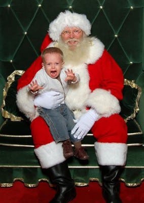25 of The Saddest Santa Pictures Ever