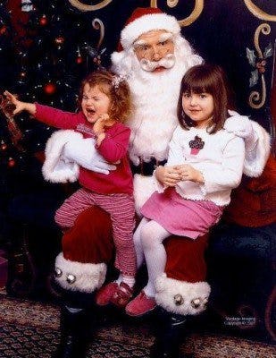 25 of The Saddest Santa Pictures Ever