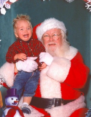 25 of The Saddest Santa Pictures Ever