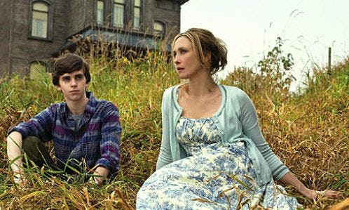 10 Worse Moms to Remember When You’re Mad at Your Own