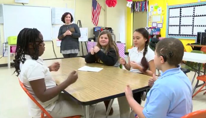 5th Graders Use Recess Time To Learn Sign Language For Deaf Classmate