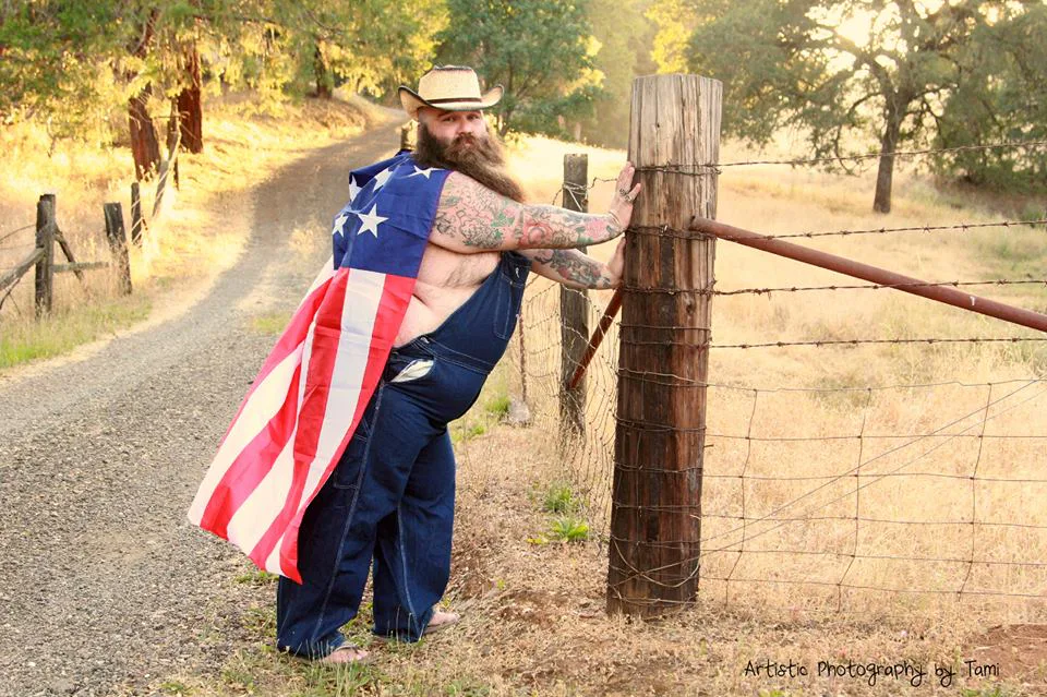 This May Be The Best Dudeoir Photoshoot Yet