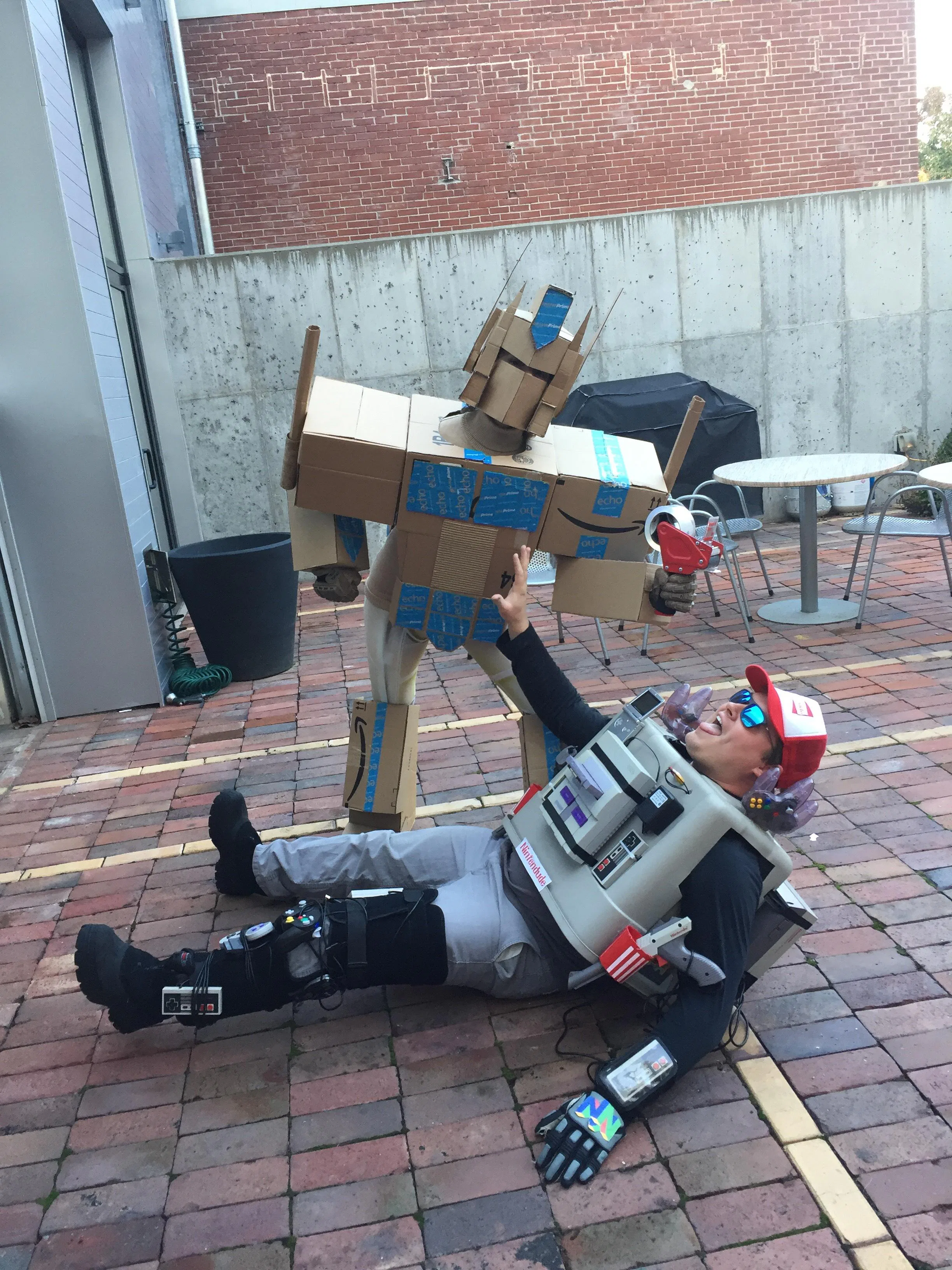 Woman Wins Halloween With Genius ‘Amazon Prime’ Costume
