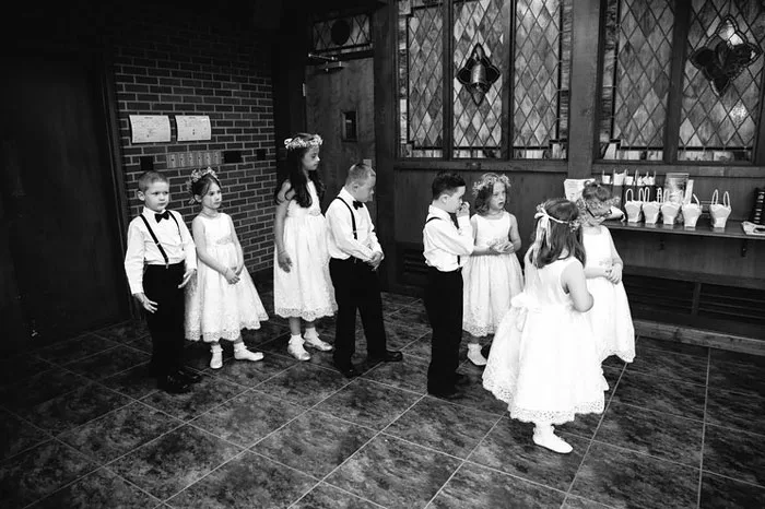 Special Education Teacher Includes Her Entire Class In Her Wedding Party