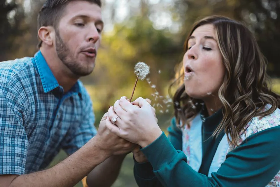 This Couple’s ‘Awkward’ Engagement Photos Are Everything