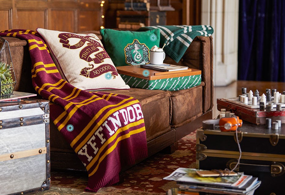 There’s A New Harry Potter Home Decor Collection And You’re Going To ...