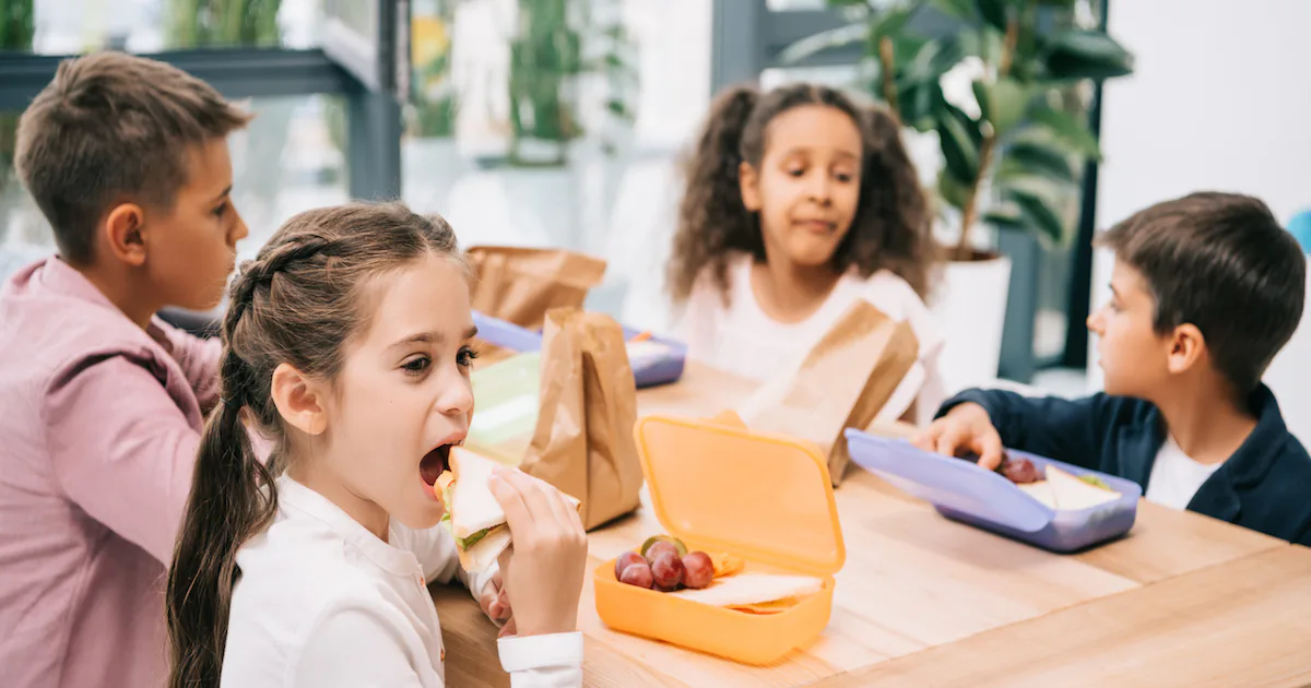 We Force Our School Kids To Eat Their Lunches Way Too Fast we-force-our-school-kids-to-eat-their-lunches-way-too-fast